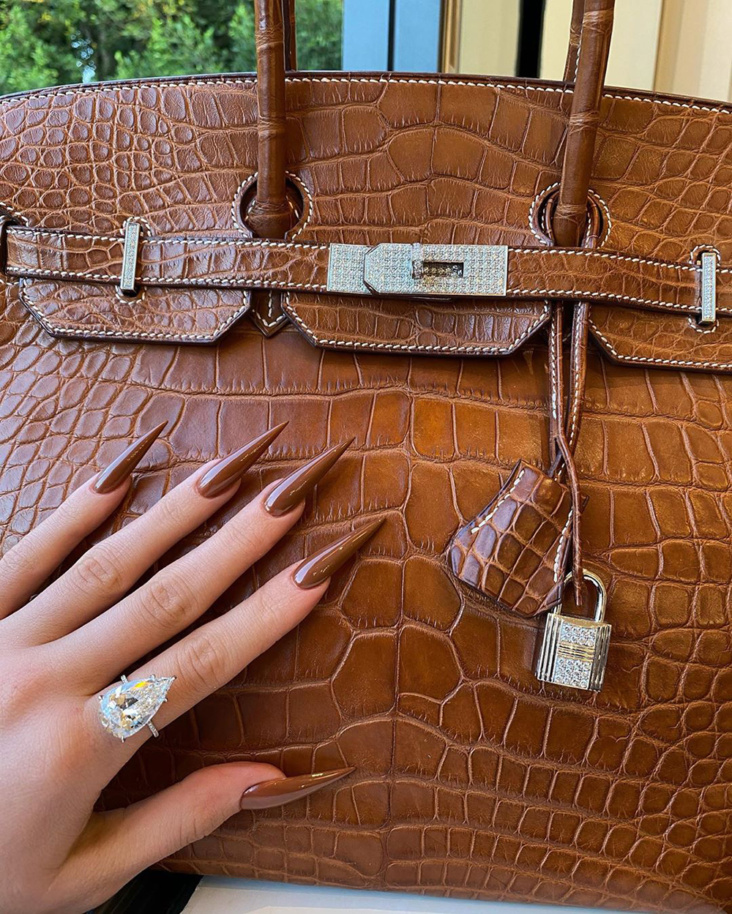 Kylie Jenner med ny Hermes Birkin bag - sjekk den ville prislappen