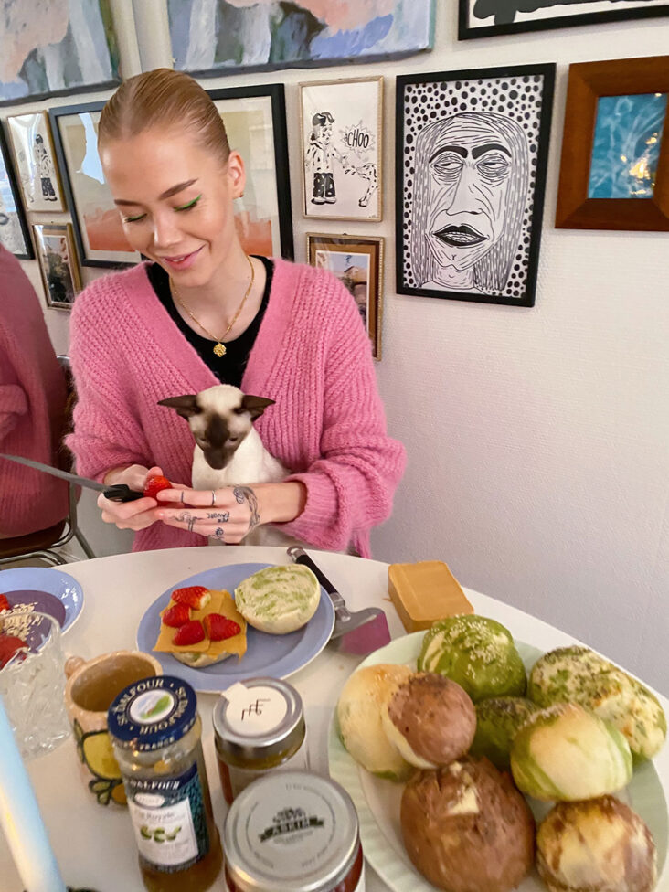 mina- Melk & Honning